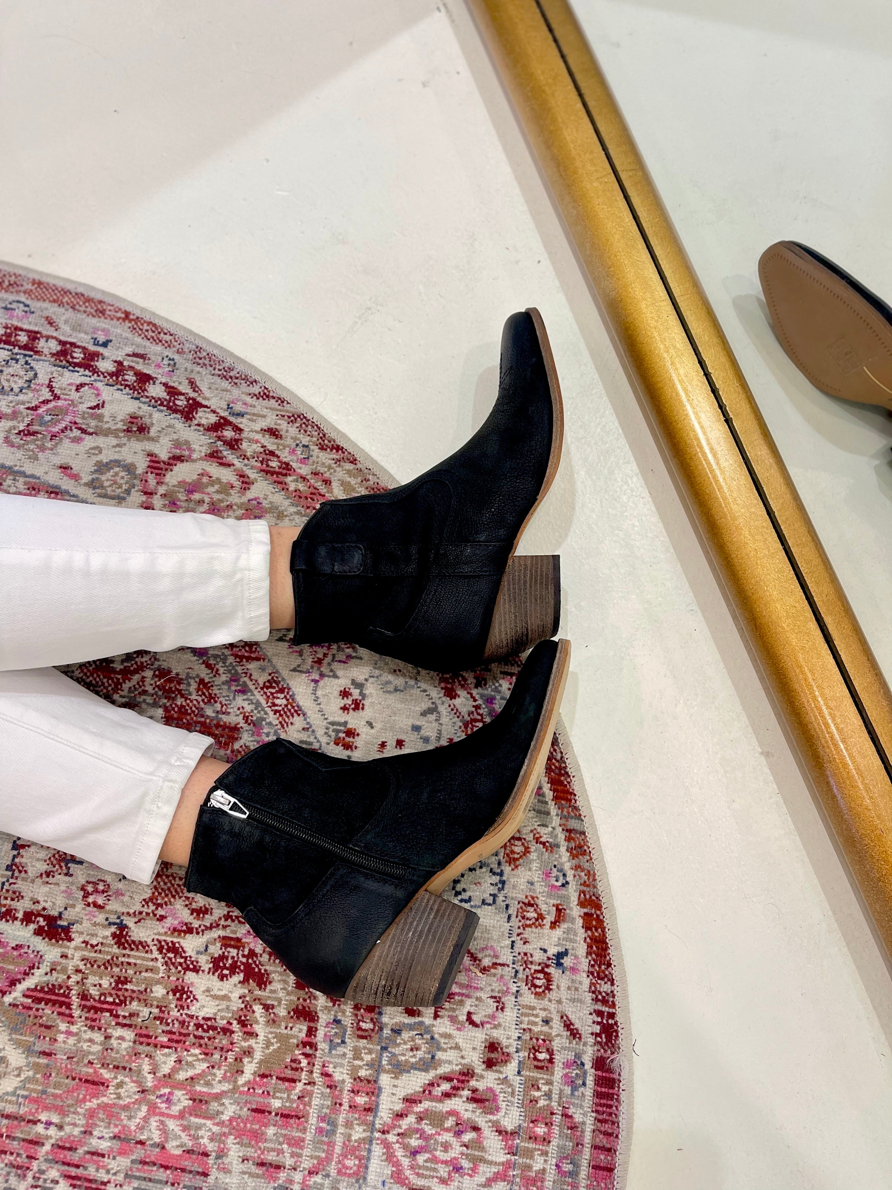 Shoes – Elizabeth Anne Boutique