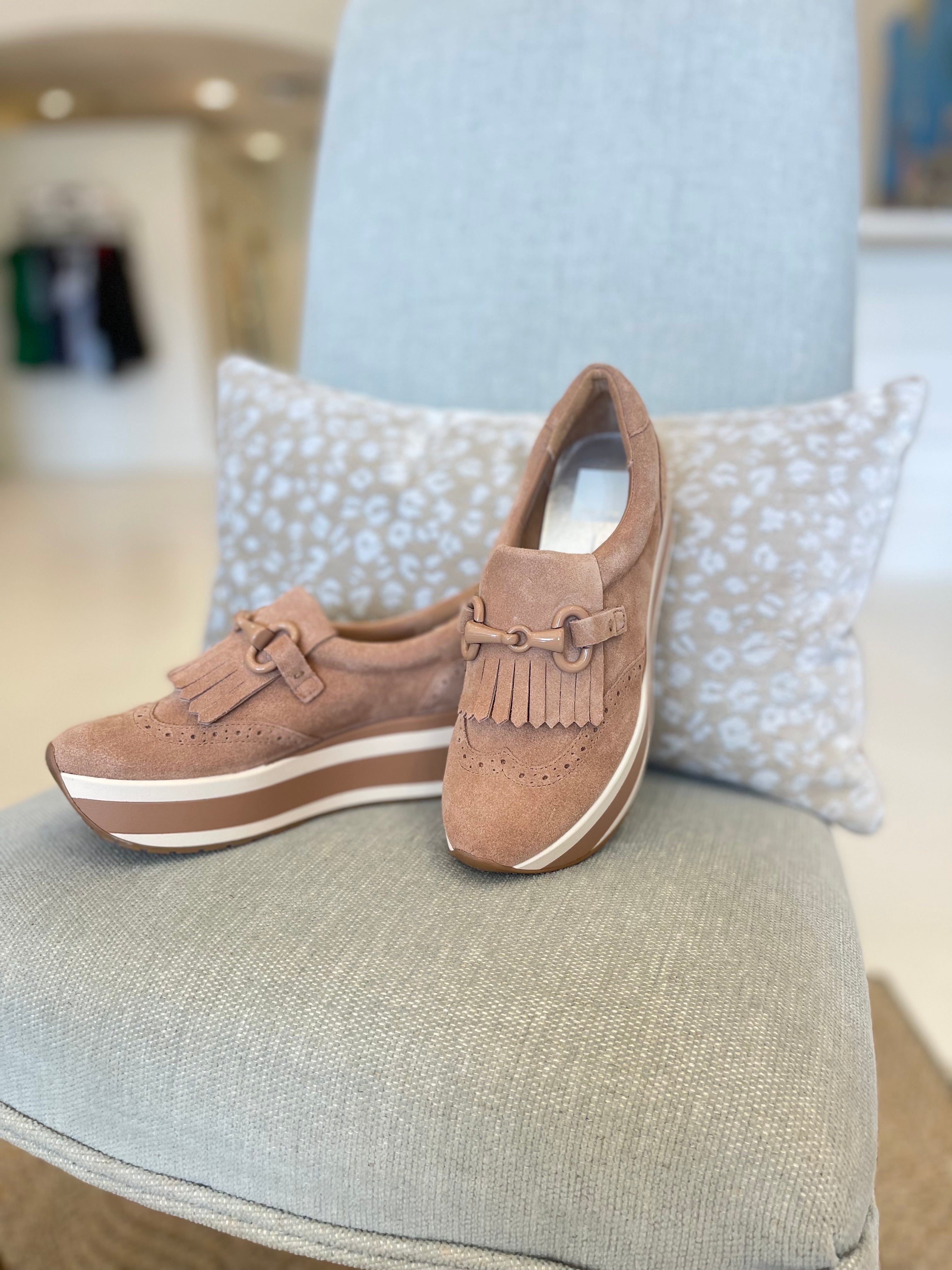 Shoes – Elizabeth Anne Boutique